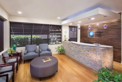 How to Choose the Right Furniture for Your Office Reception Area ...