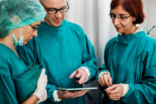 Understanding How Locum Tenens Works for Surgeons - SMALL BUSINESS CEO