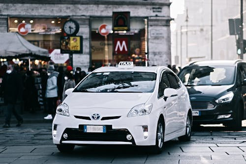 Case Study: In Italy, People Choose to Become a Taxi Driver than CEO ...